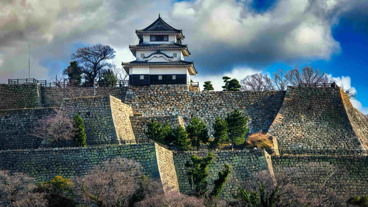 Marugame Castle - Travel in Japan
