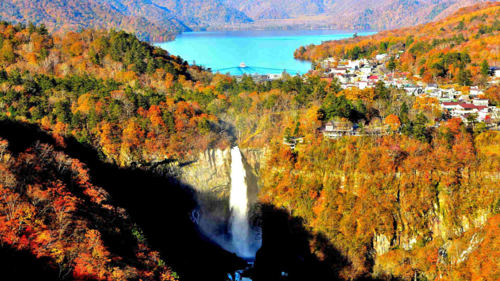 Kegon Waterfall - Travel in Japan