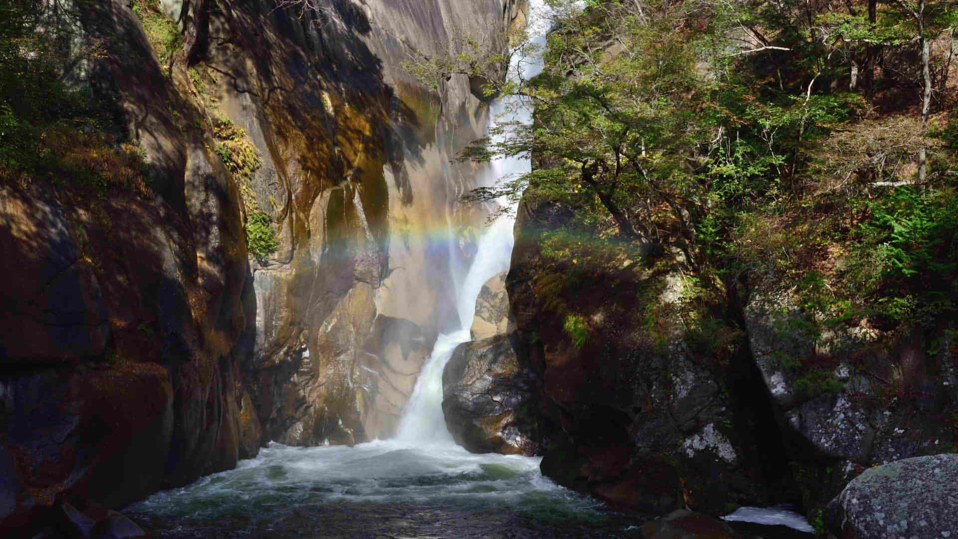 Shosenkyo Gorge - Travel in Japan
